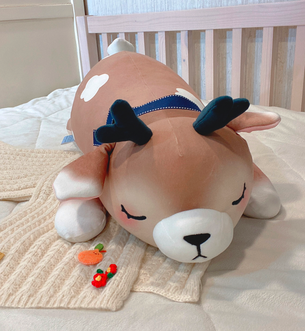 Sleepy Lunia Plushie – fuwaffy